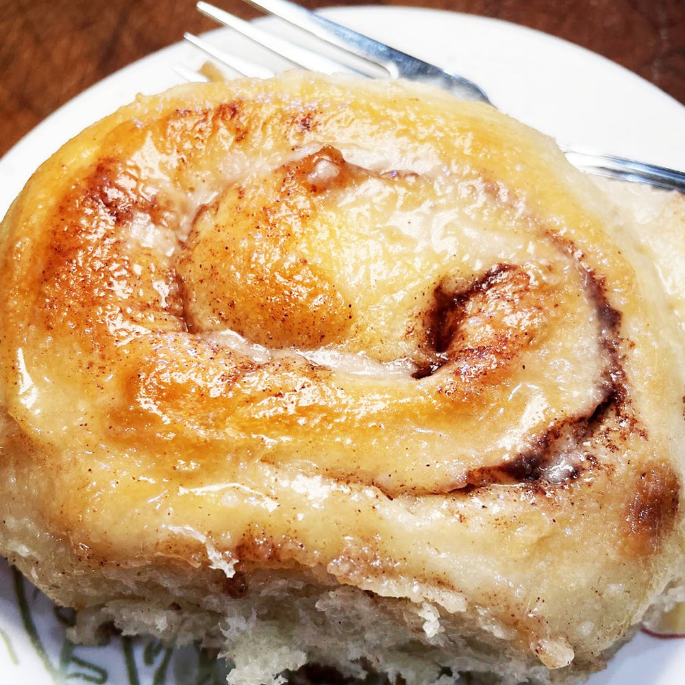 Miss Carroll’s Cinnamon Rolls – Guess and Company