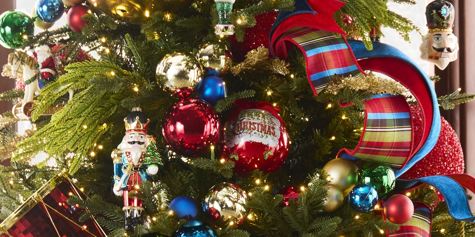 THE CHRISTMAS SHOPPE – Guess and Company
